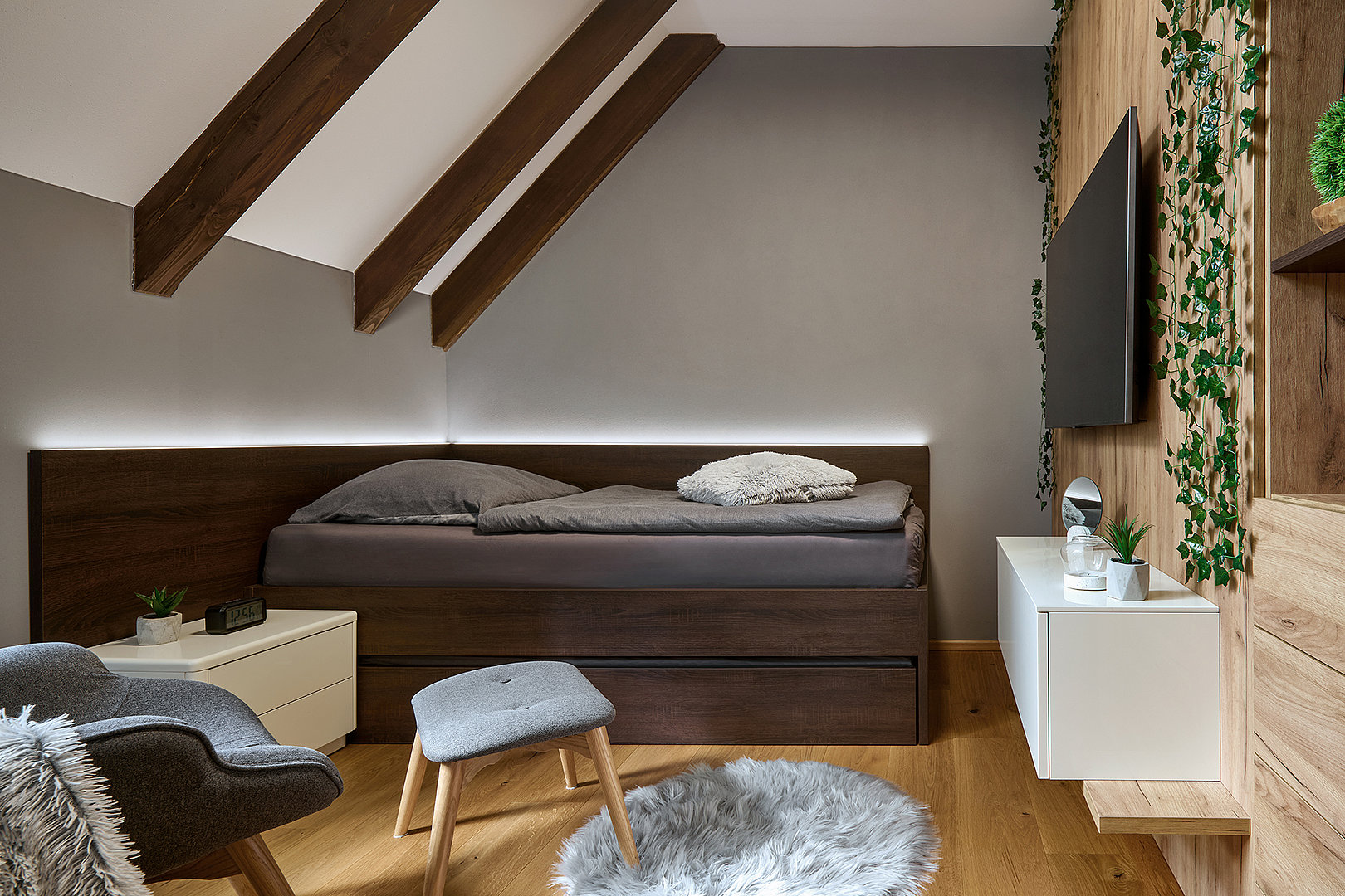 Cozy and practical attic rooms — HANÁK Nábytek